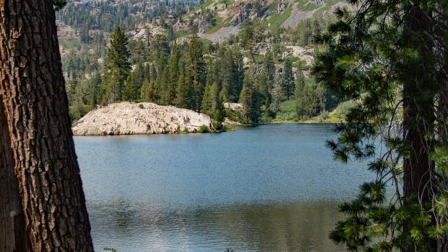 Late Season Hike at Grass Lake - Charlie Russell Nature Photography